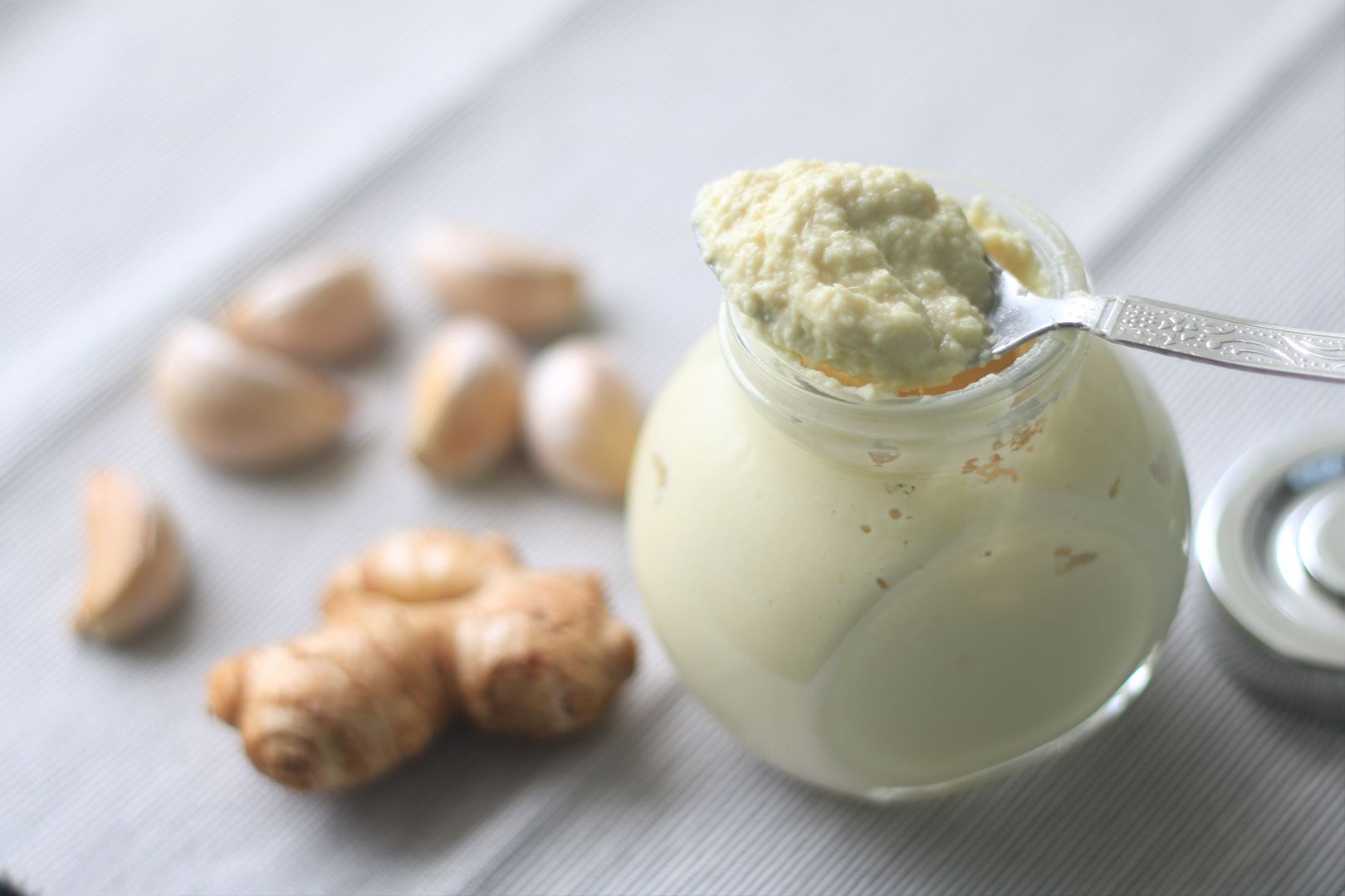 Homemade Ginger Garlic Paste - The Indian Claypot