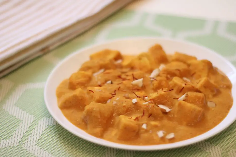 Shahi Paneer - Cottage Cheese gravy Recipe - The Indian Claypot